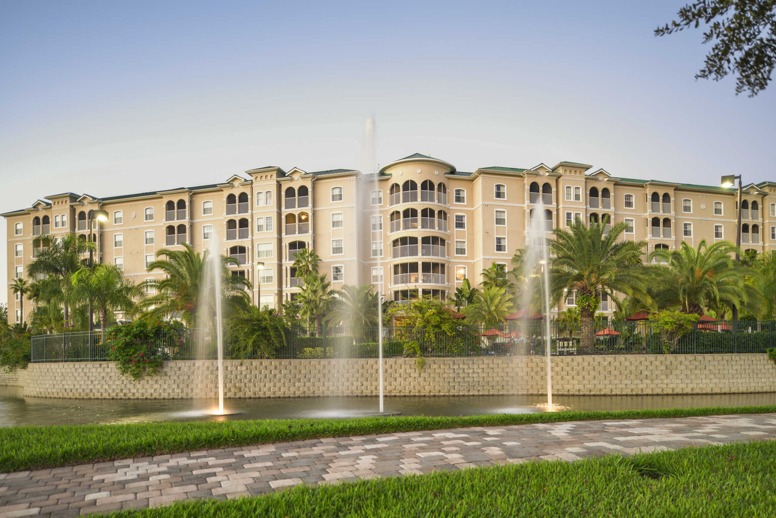 MDR_EXT_BLDG31_VIEW_2228_2015 - The Group Travel Leader | Group Tour ...