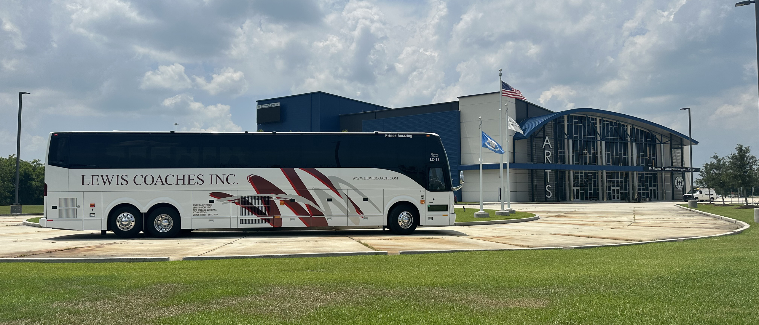 Get to Know Lewis Coaches - The Group Travel Leader | Group Tour and ...